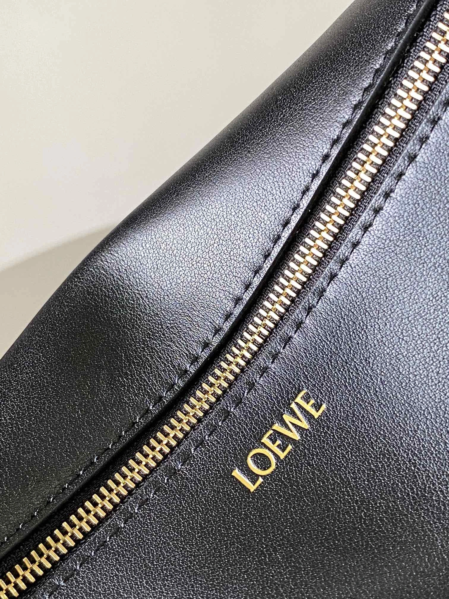 Legit Loewe Puzzle Bags