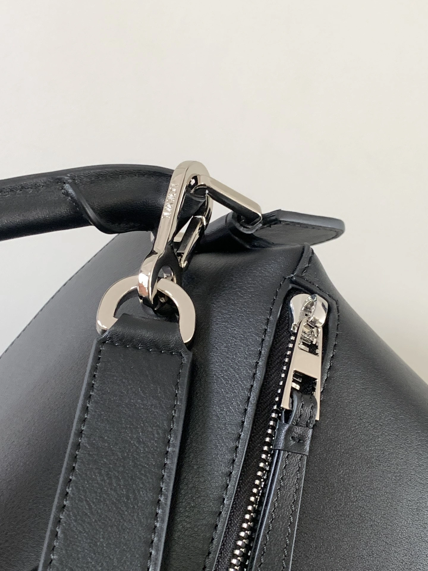 Affordable Loewe Puzzle Bags