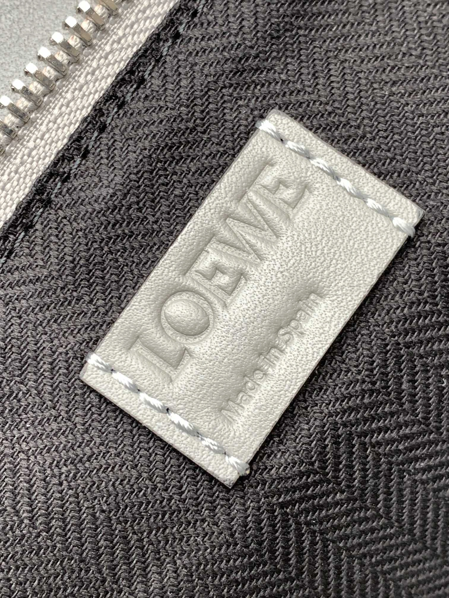 Legit Loewe Puzzle Bags