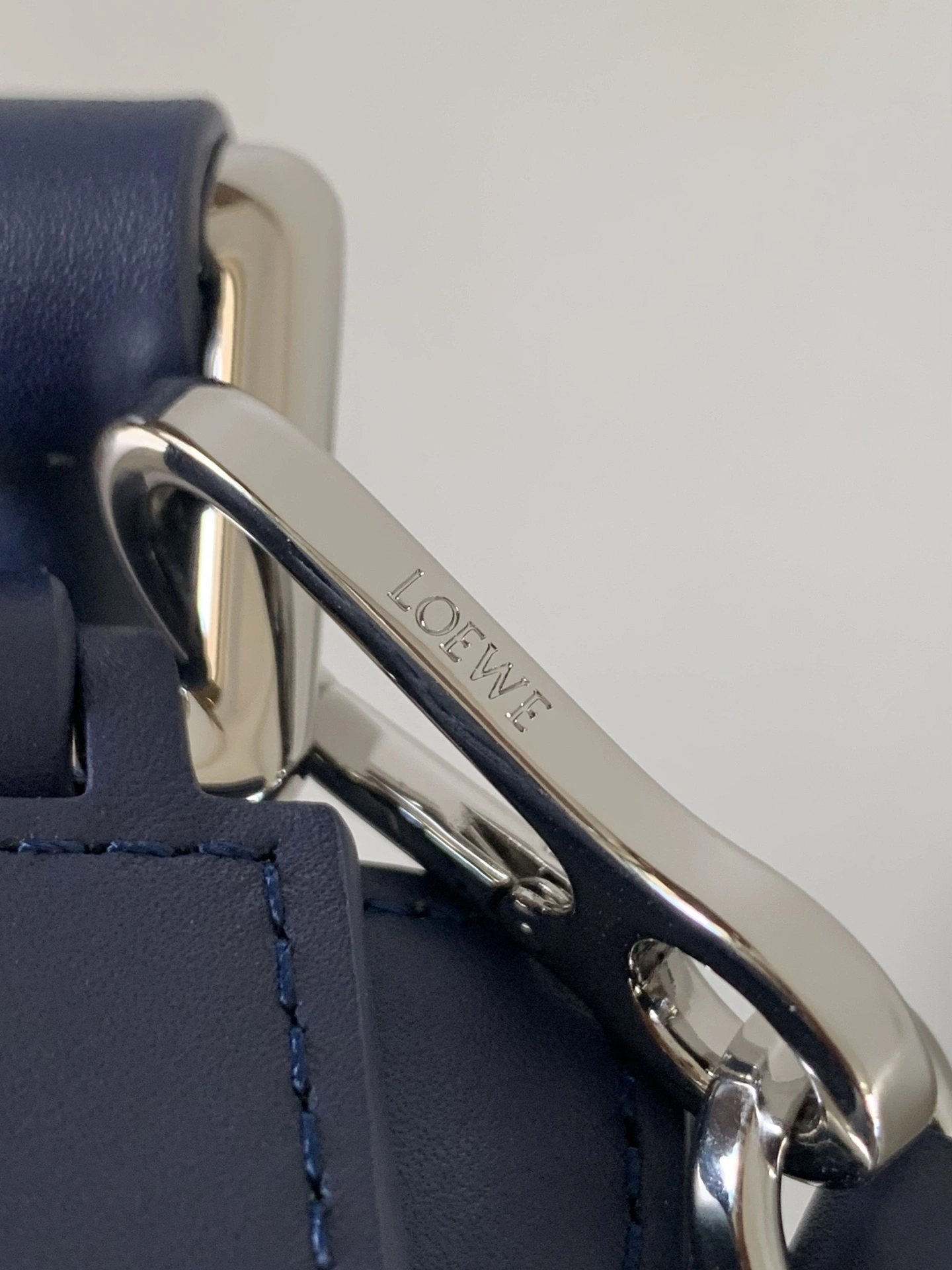 Cut-rate Loewe Puzzle Bags