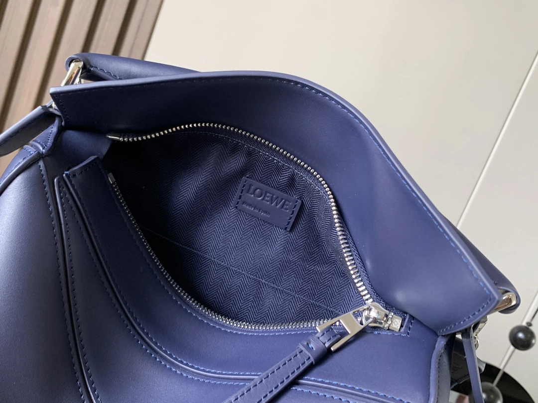 Cut-rate Loewe Puzzle Bags