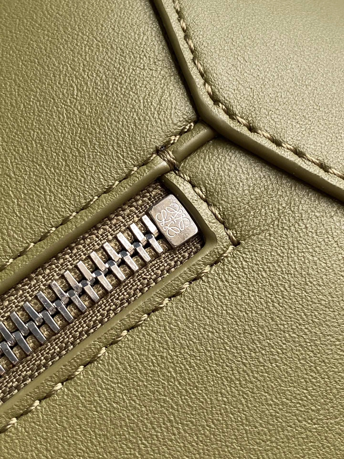 Economical Loewe Puzzle Bags