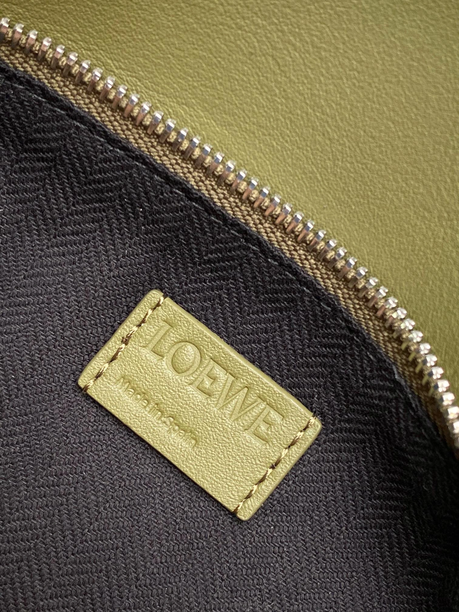 Economical Loewe Puzzle Bags