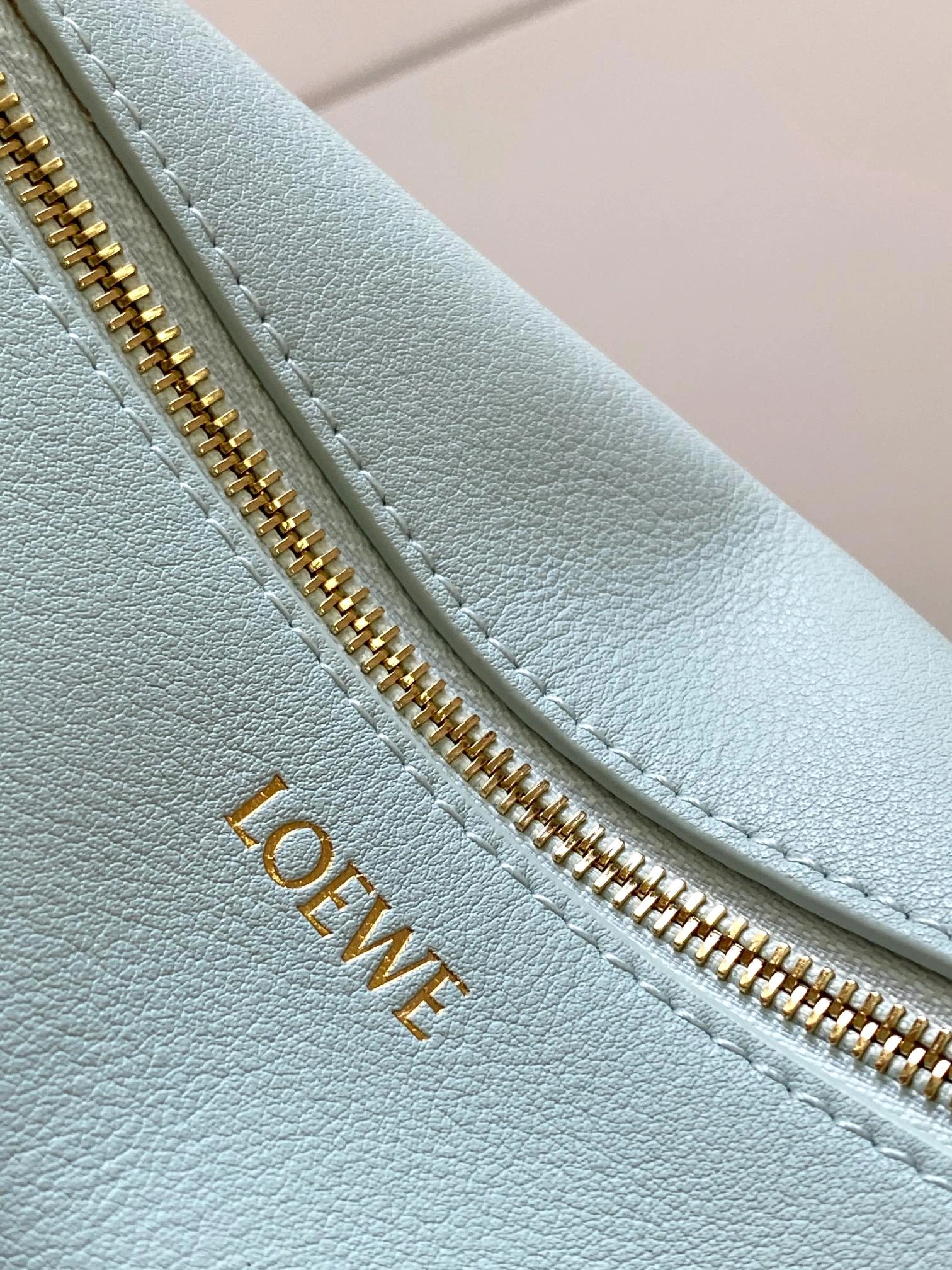 Accurate model Loewe Puzzle Bags