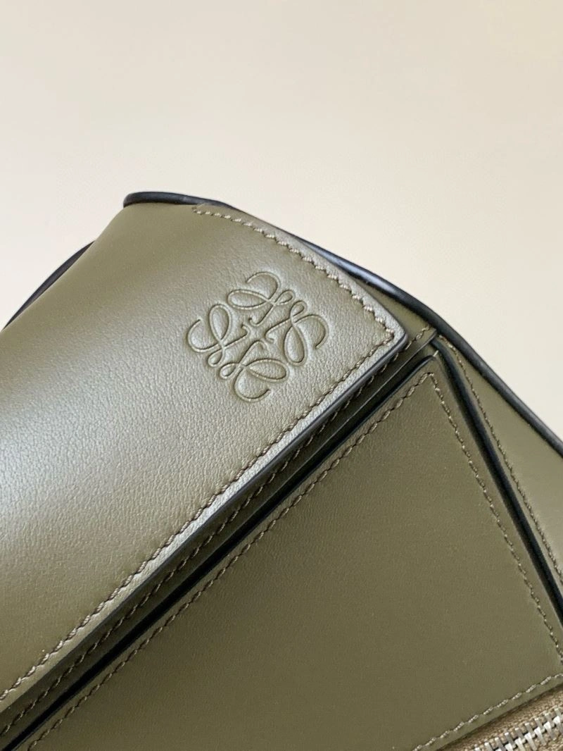 Top mirror Loewe Puzzle Bags