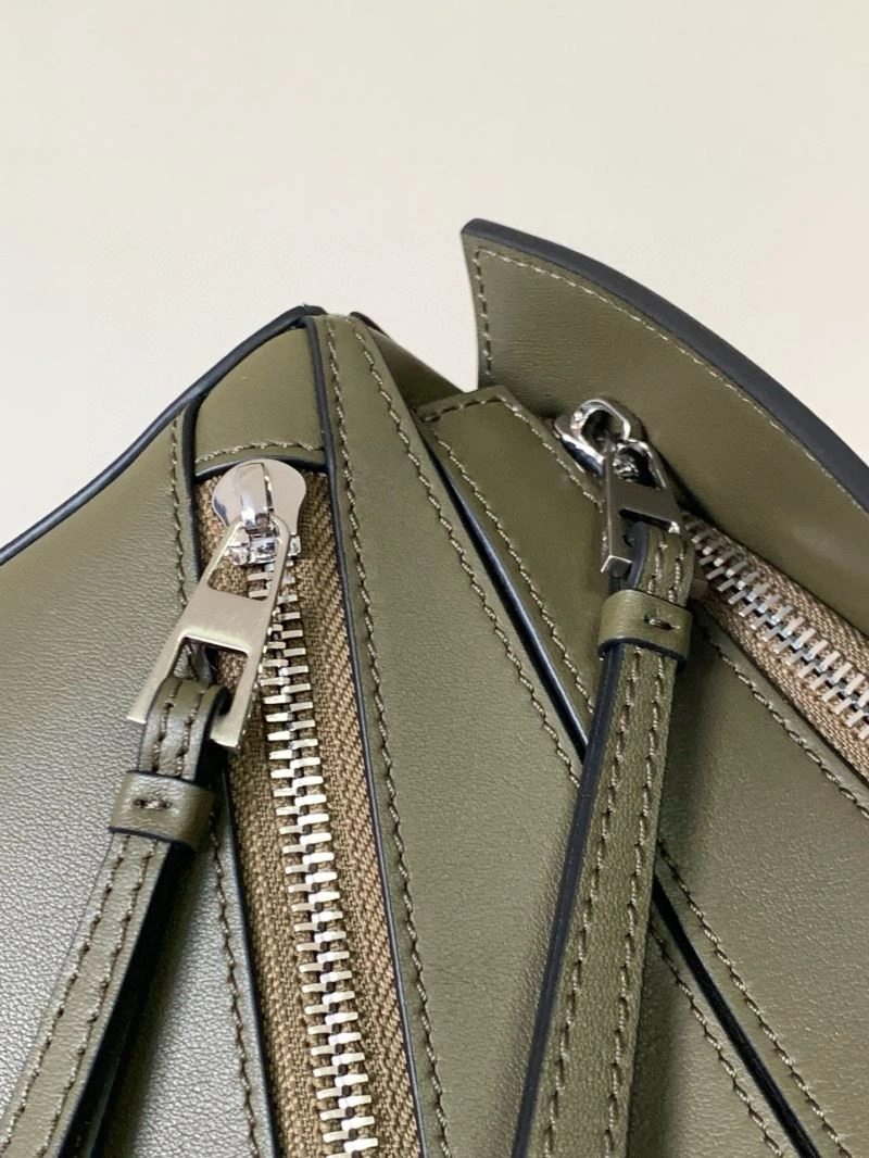 Top mirror Loewe Puzzle Bags