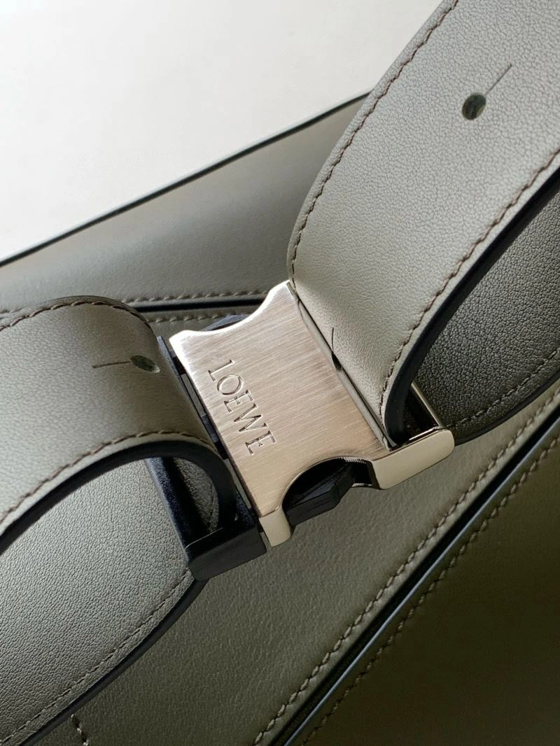 Top mirror Loewe Puzzle Bags