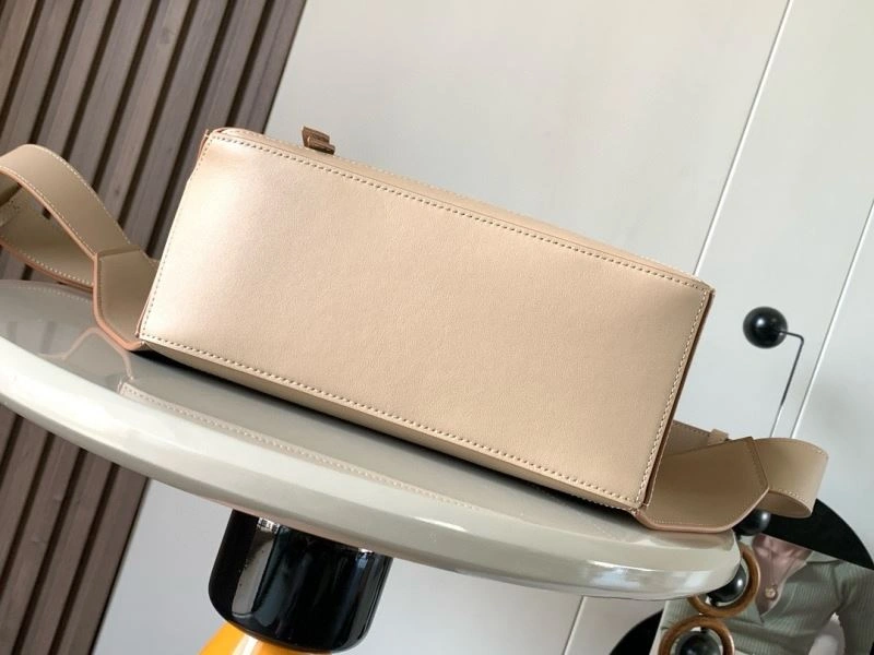 Real Loewe Puzzle Bags