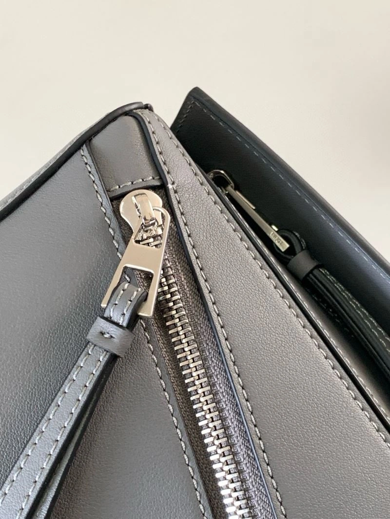 Bargain Loewe Puzzle Bags
