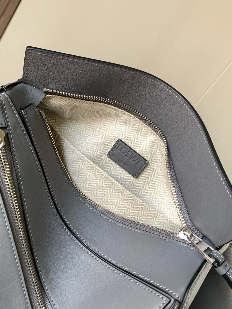 Bargain Loewe Puzzle Bags