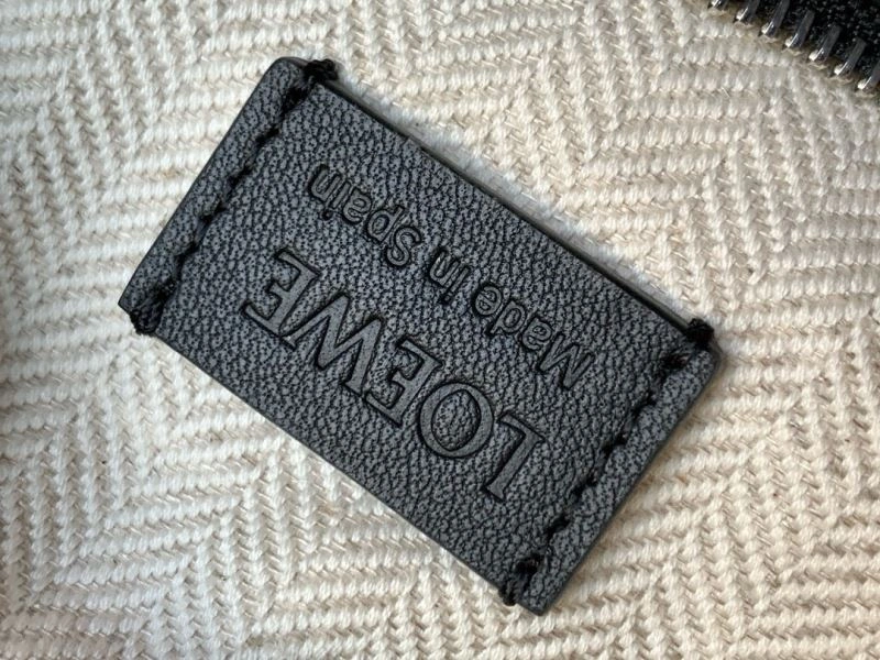 Cut-rate Loewe Puzzle Bags