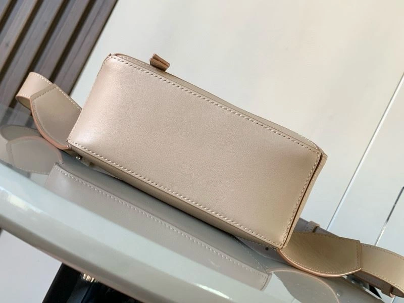 Reasonably priced Loewe Puzzle Bags