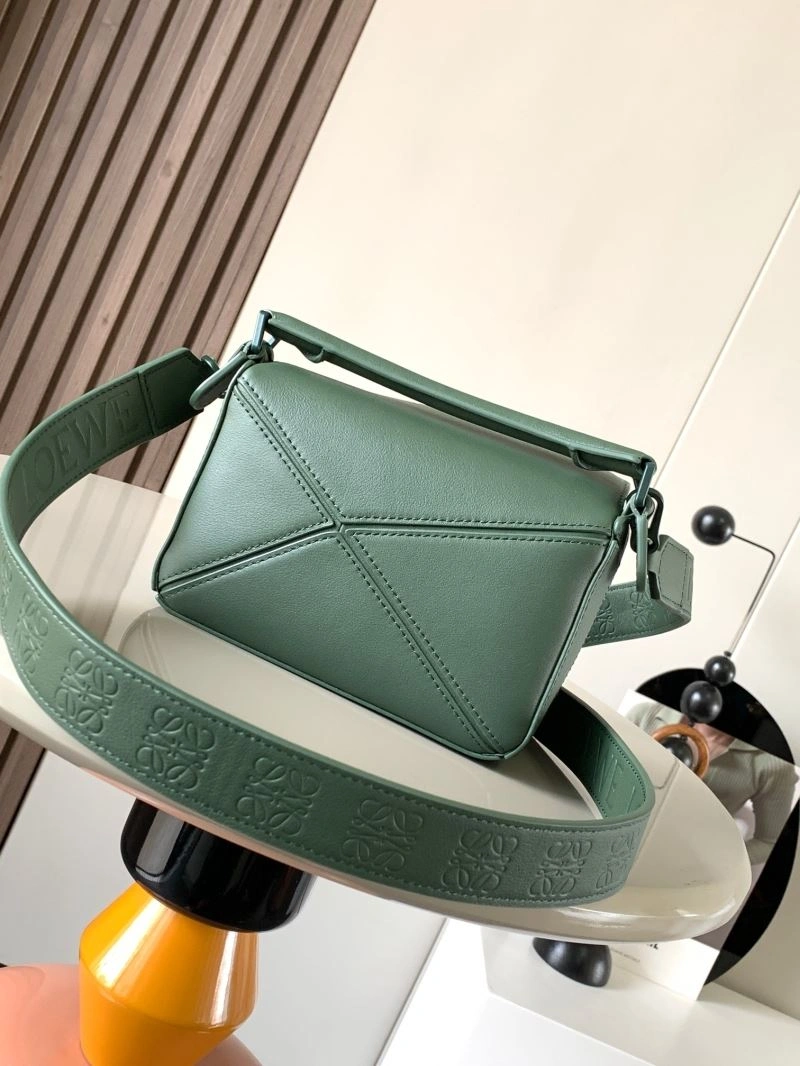 Top match Loewe Puzzle Bags
