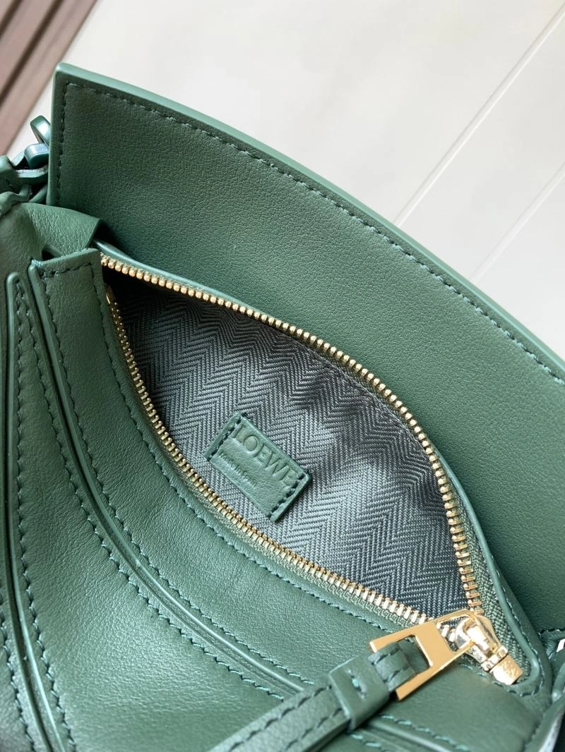 Top match Loewe Puzzle Bags