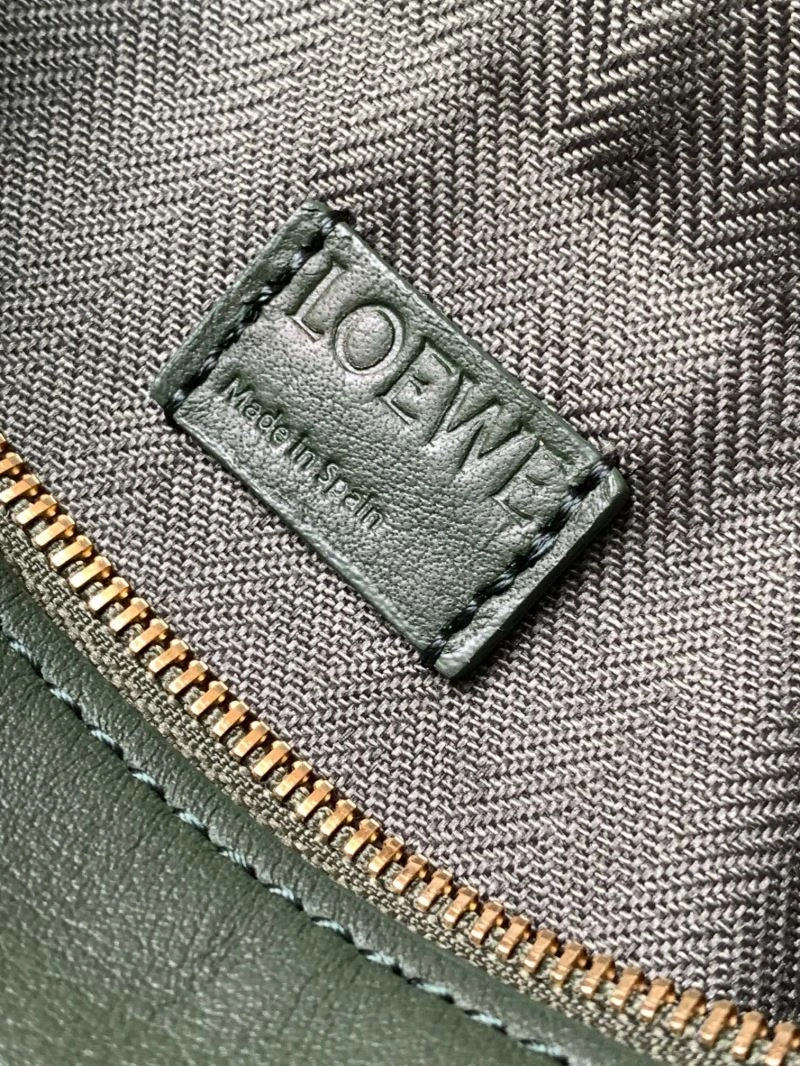 Top match Loewe Puzzle Bags