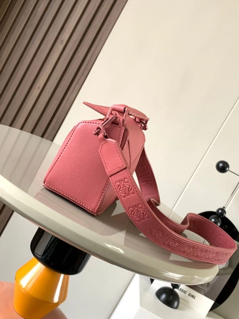 Accurate model Loewe Puzzle Bags
