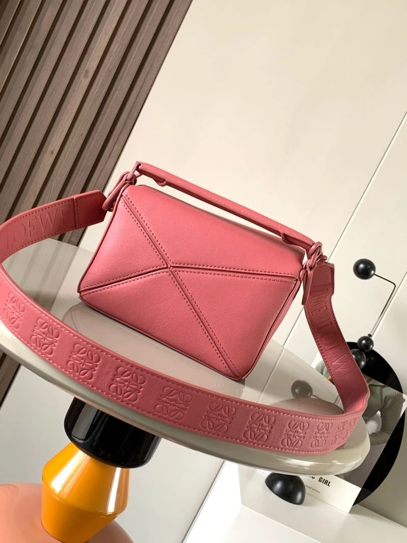 Accurate model Loewe Puzzle Bags