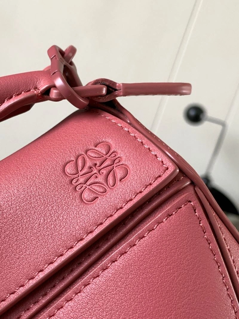 Accurate model Loewe Puzzle Bags