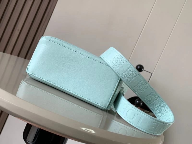 Top match Loewe Puzzle Bags