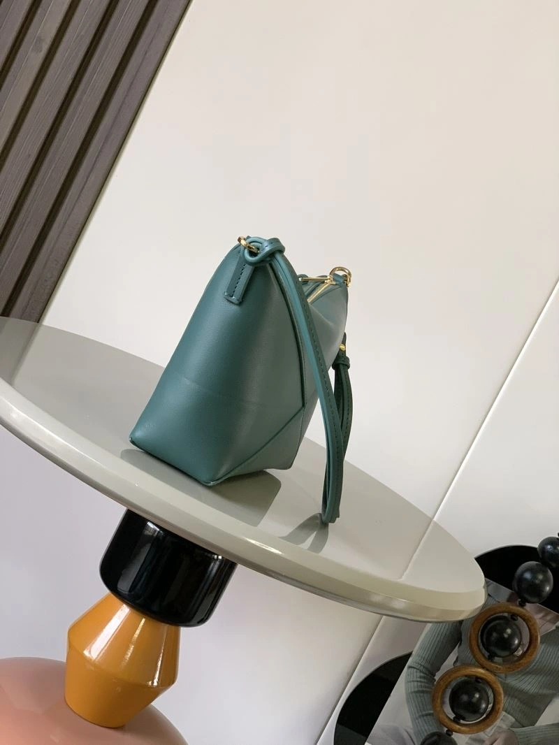 Accurate model Loewe Puzzle Bags