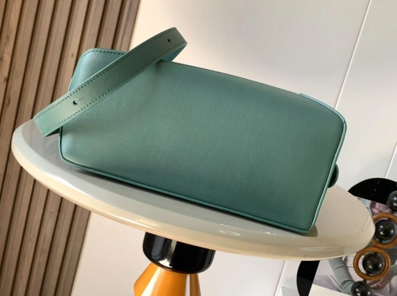 High fidelity Loewe Puzzle Bags