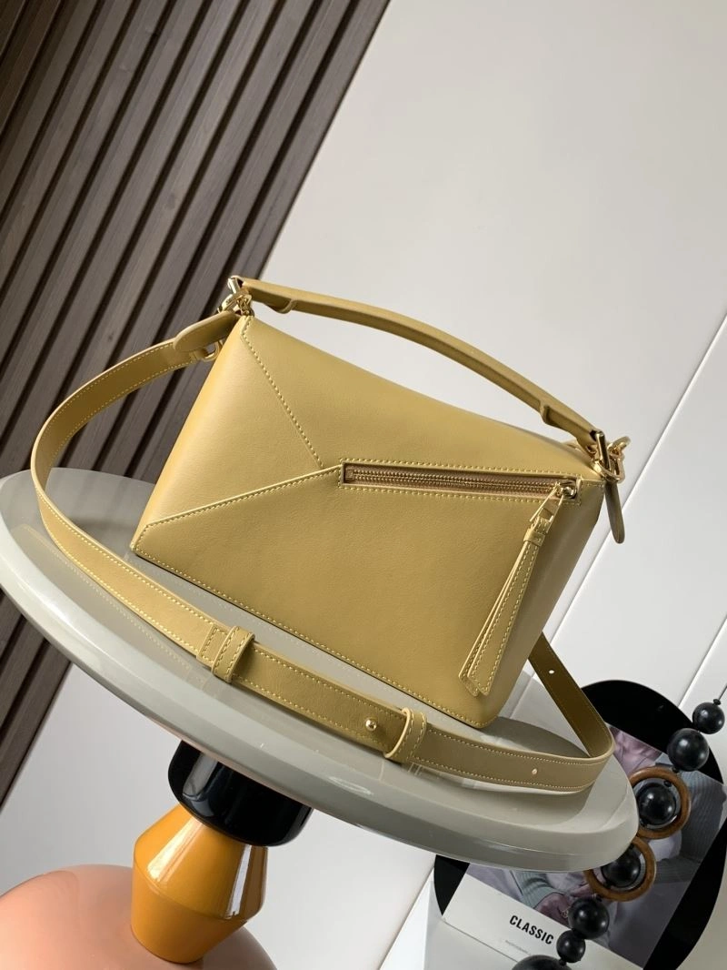 Top mirror Loewe Puzzle Bags