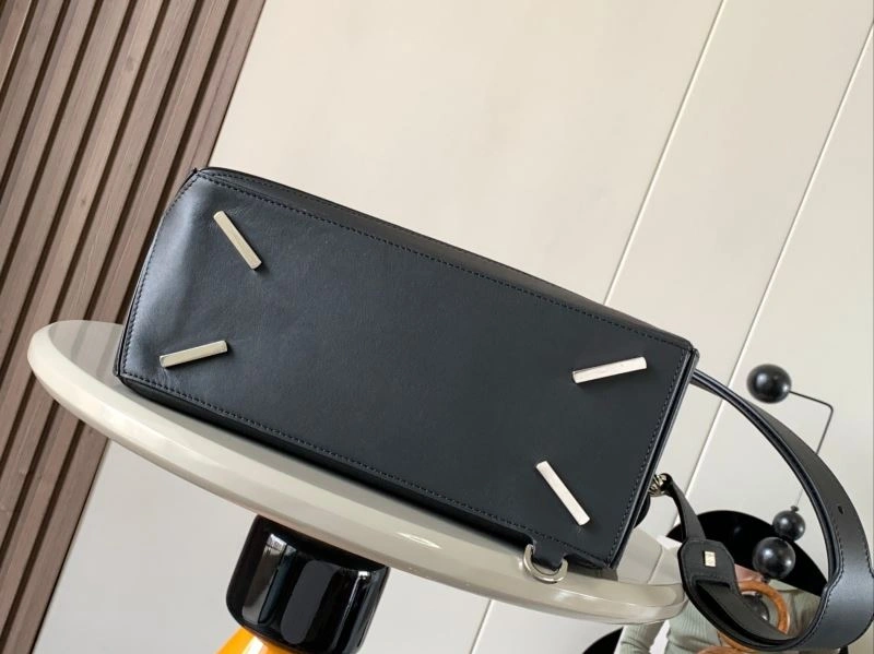 Brand-original Loewe Puzzle Bags
