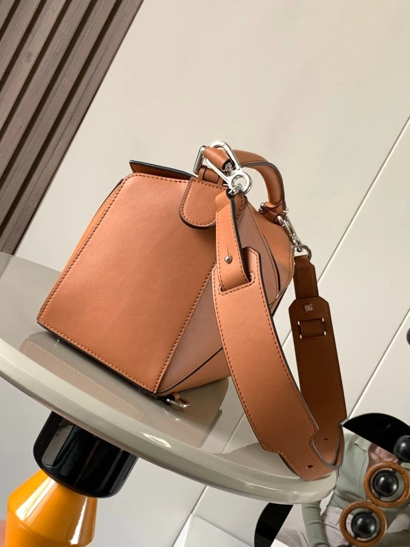 Bargain Loewe Puzzle Bags