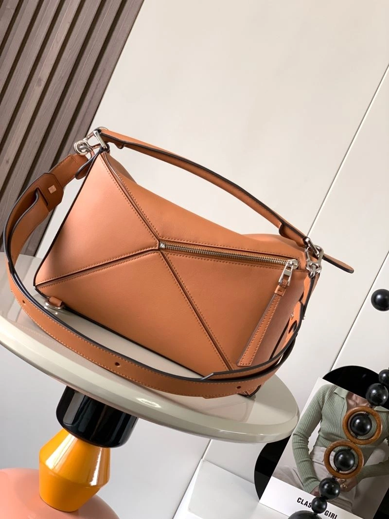 Bargain Loewe Puzzle Bags