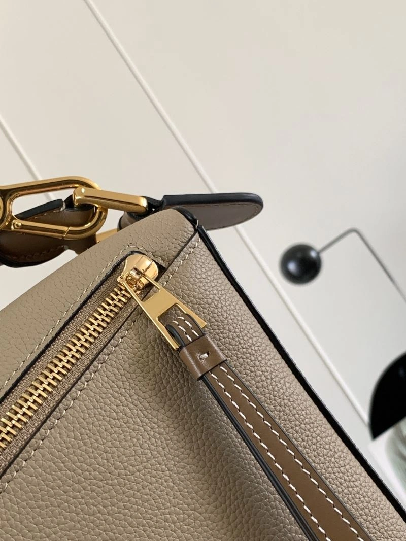 Reasonably priced Loewe Puzzle Bags