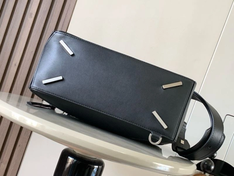 Bargain Loewe Puzzle Bags