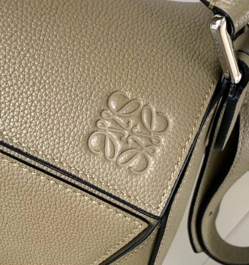 Bargain Loewe Puzzle Bags