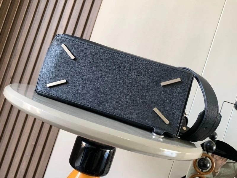 Brand-authenticated Loewe Puzzle Bags