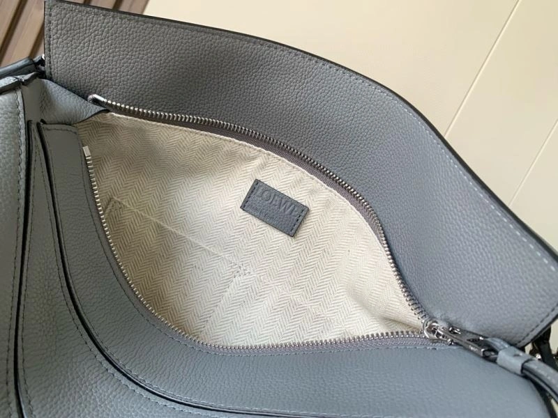 Low-cost Loewe Puzzle Bags