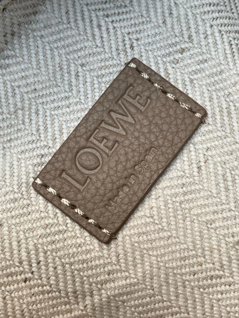 High fidelity Loewe Puzzle Bags
