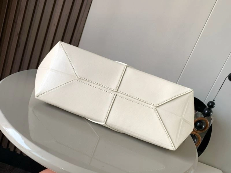 Brand-original Loewe Puzzle Bags