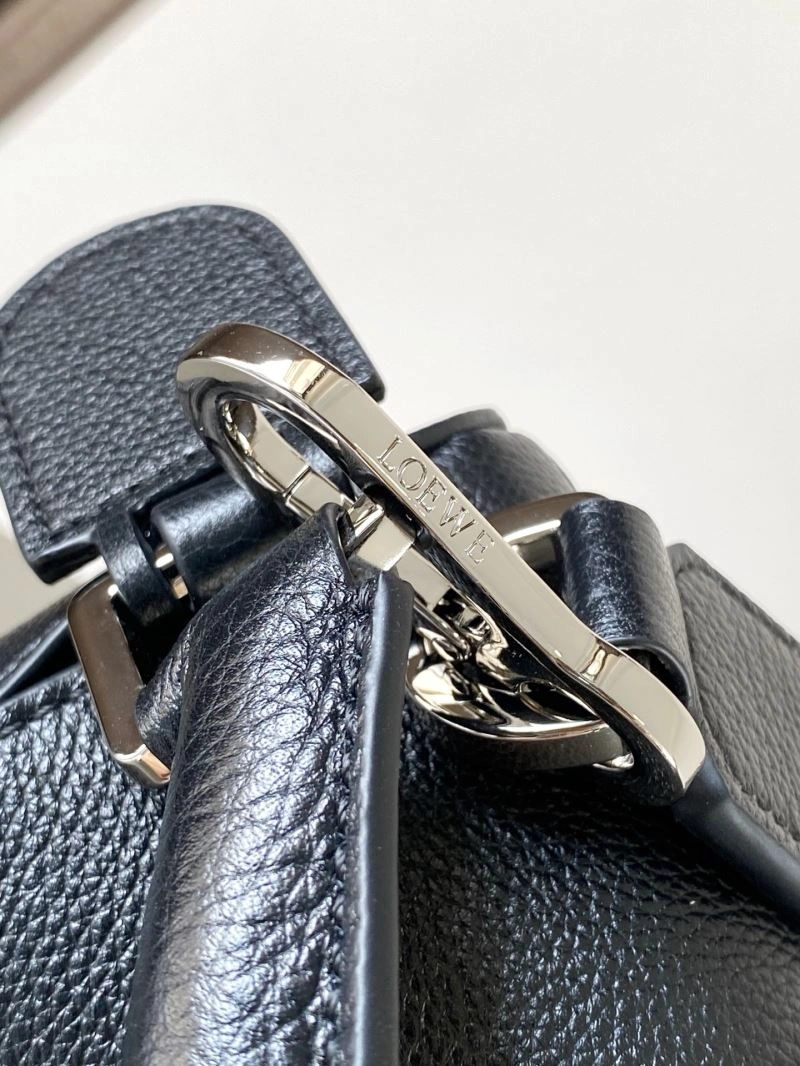 Top mirror Loewe Puzzle Bags