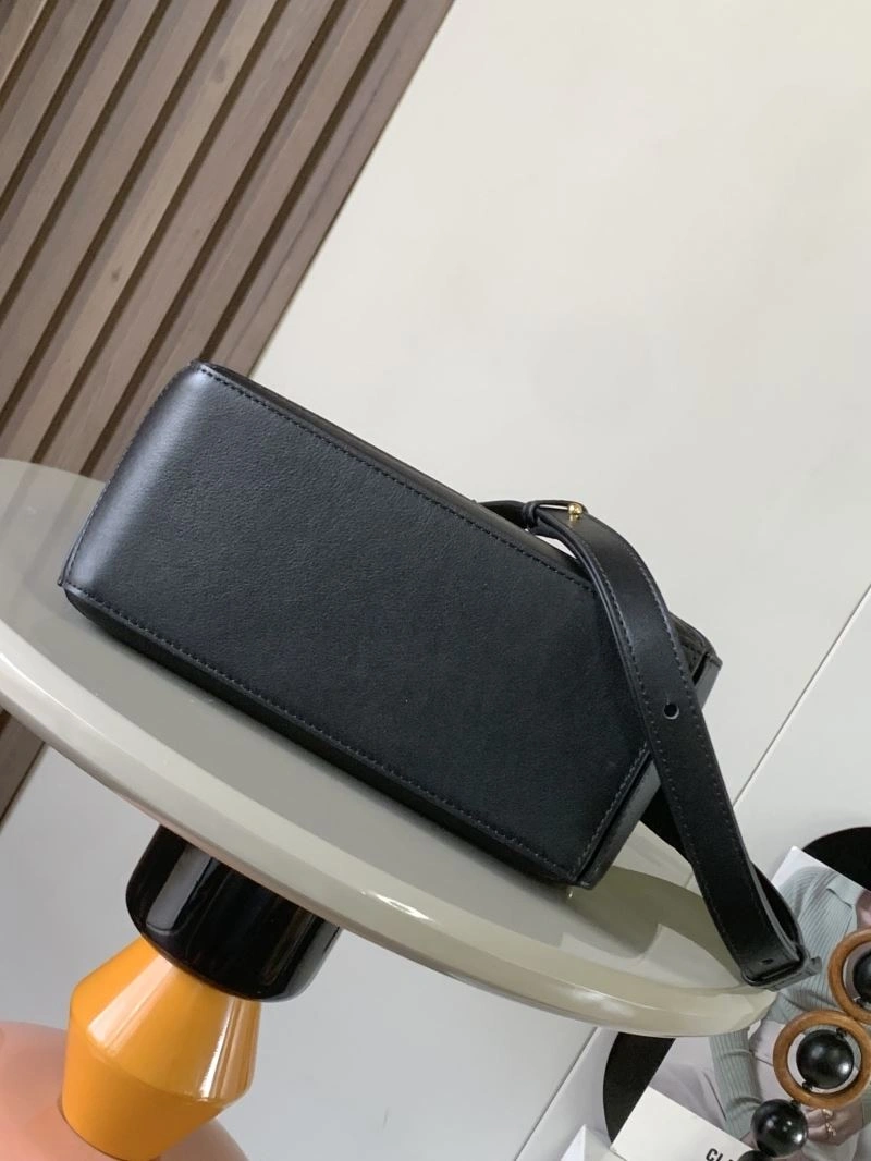 Inexpensive Loewe Puzzle Bags