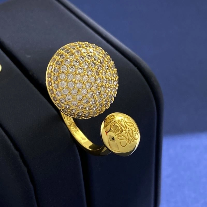 Mirror quality Loewe Rings