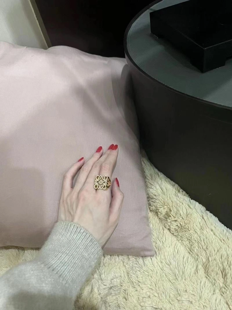 Bargain Loewe Rings