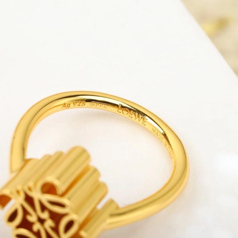 Cut-rate Loewe Rings