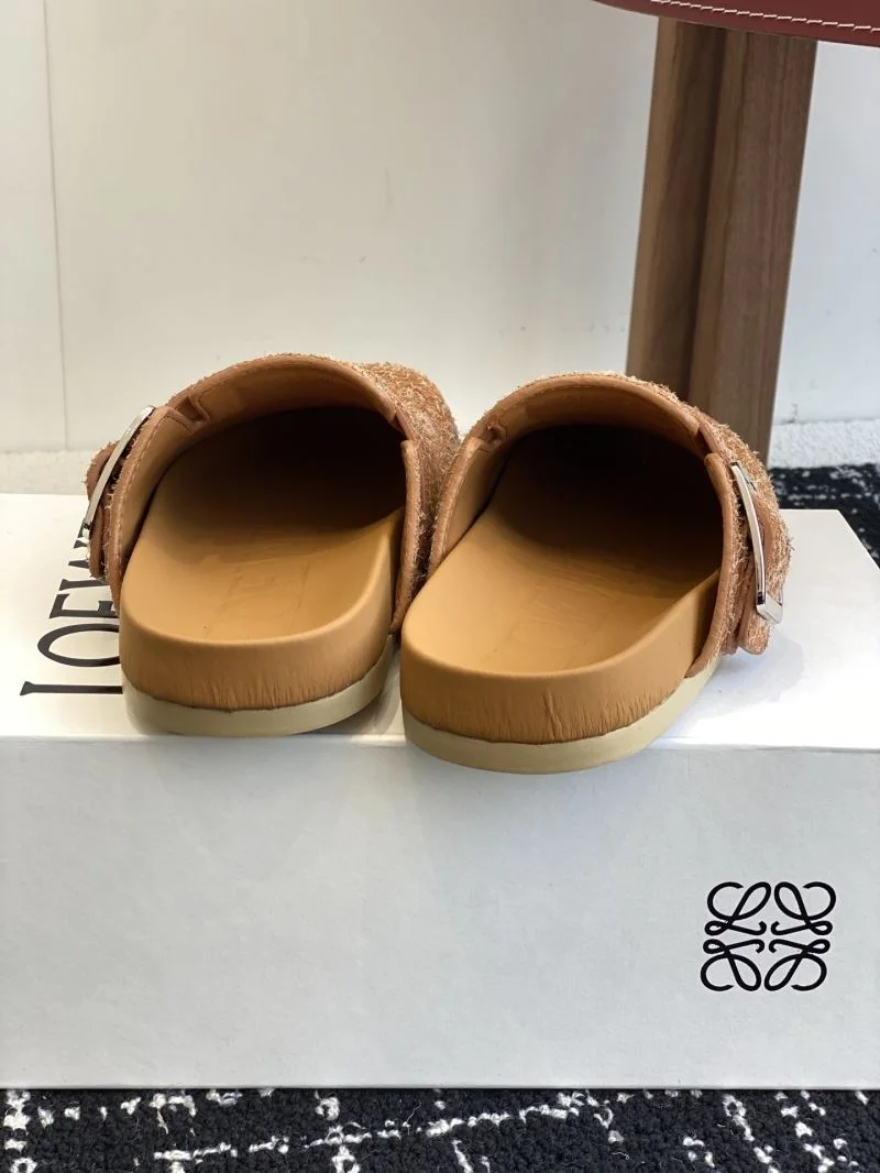 Low-cost Loewe Sandals