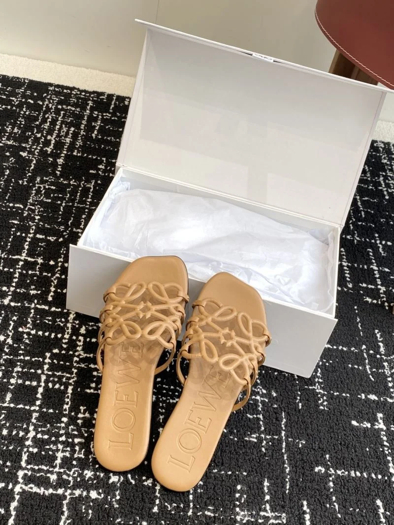 Low-cost Loewe Sandals