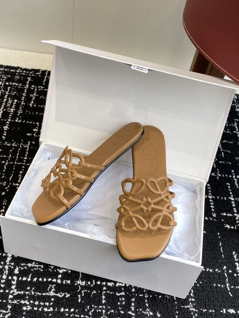 Low-cost Loewe Sandals