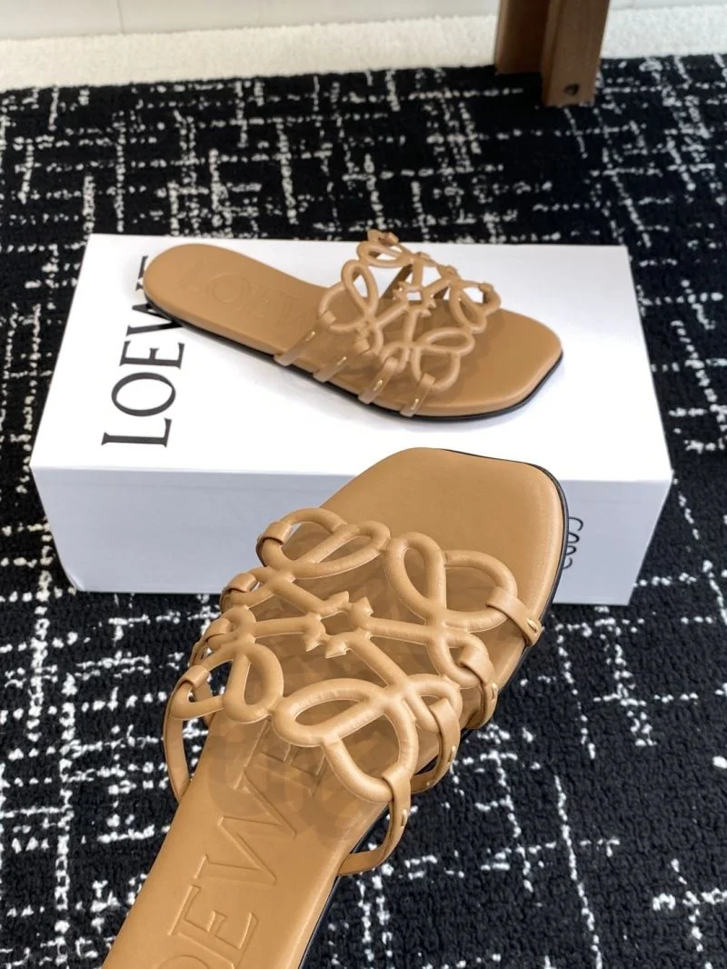 Low-cost Loewe Sandals