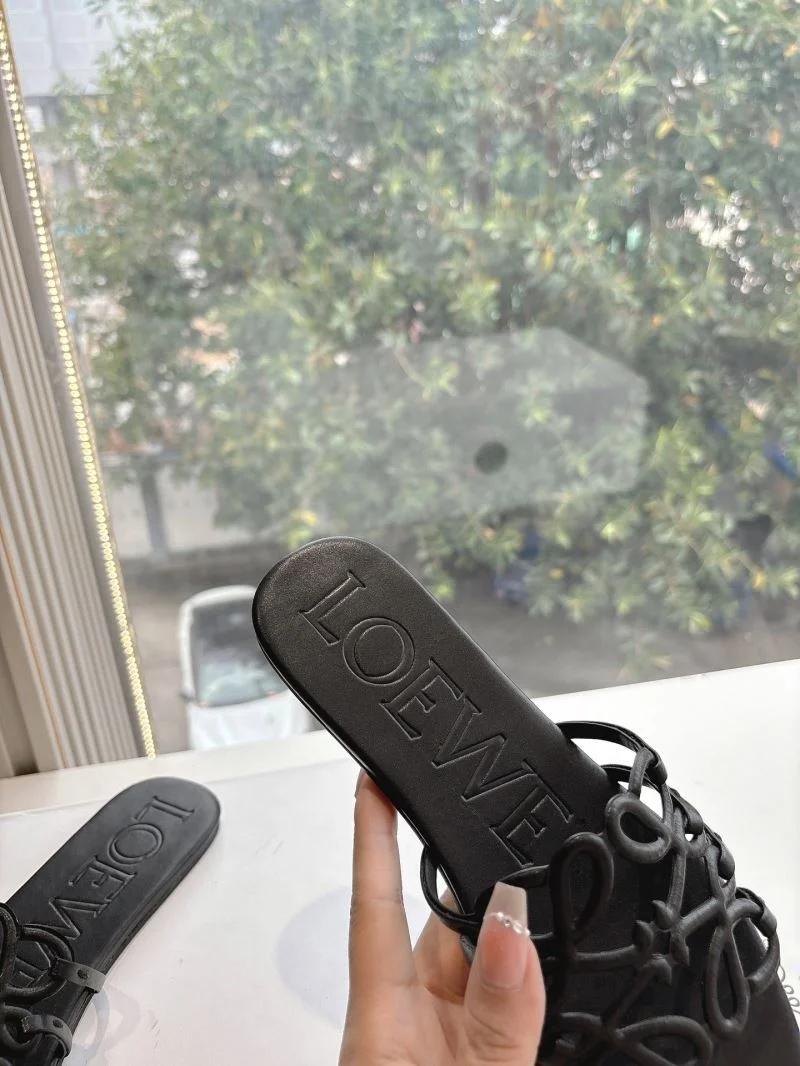 Legit Loewe Sandals