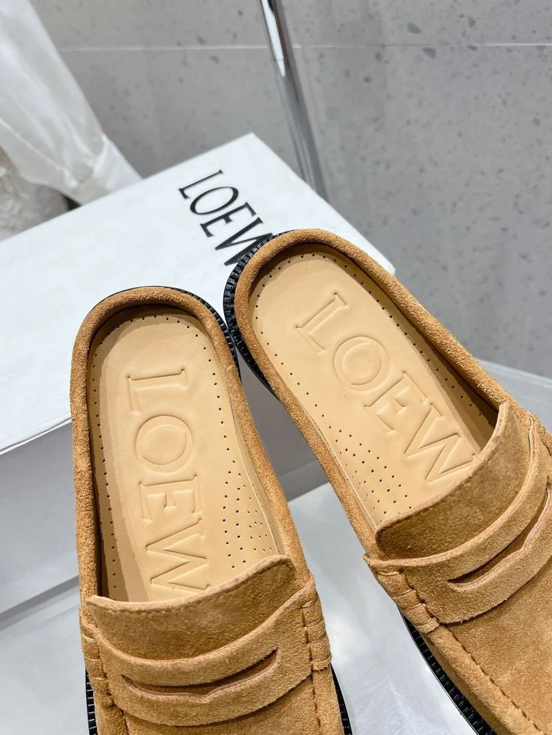 Low-cost Loewe Sandals