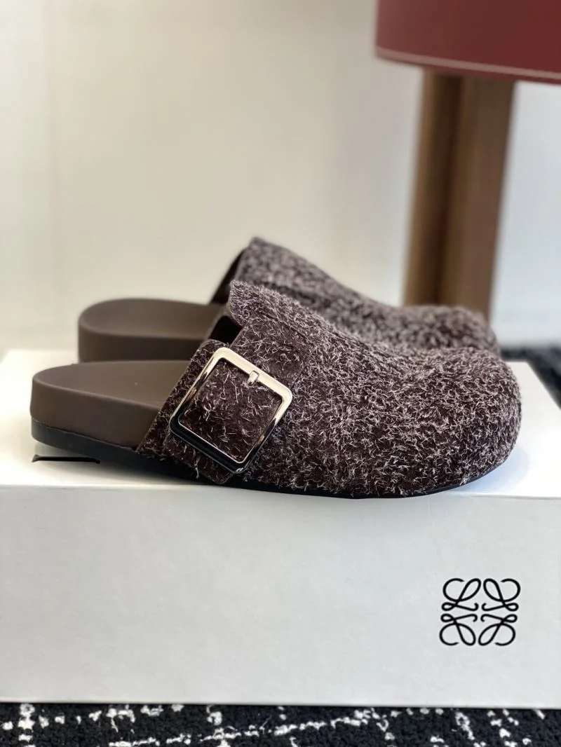 Brand-authenticated Loewe Sandals
