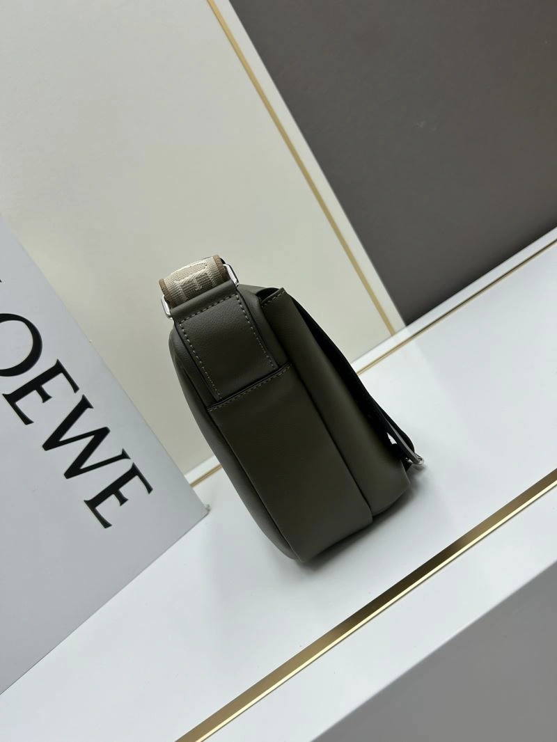 Top mirror Loewe Satchel Bags