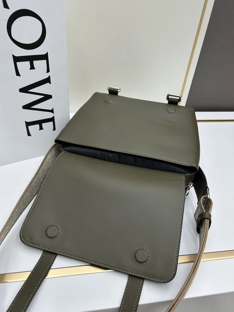 Top mirror Loewe Satchel Bags